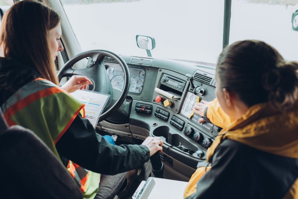 D Licence Commercial Vehicle Training | KnowledgeSurge